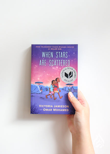When Stars Are Scattered by Victoria Jamieson and Omar Mohamed – Emaan