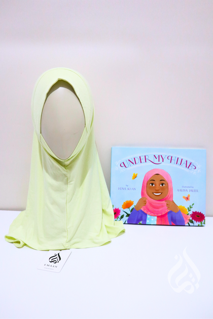 Under my Hijab Book & Hijab Set – Emaan