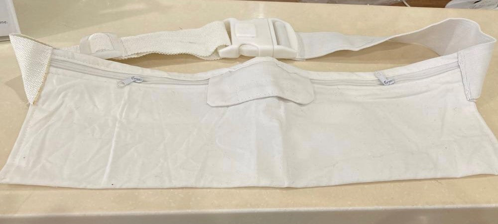 Ihram Belt with Pouch (white) – Emaan